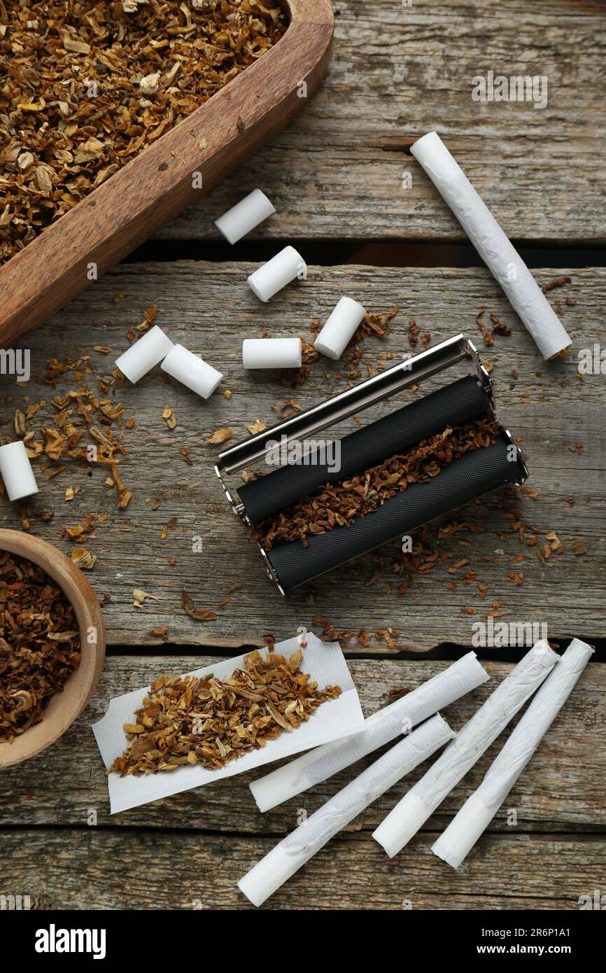 Cigarette rolling device hi-res stock photography and images - Alamy