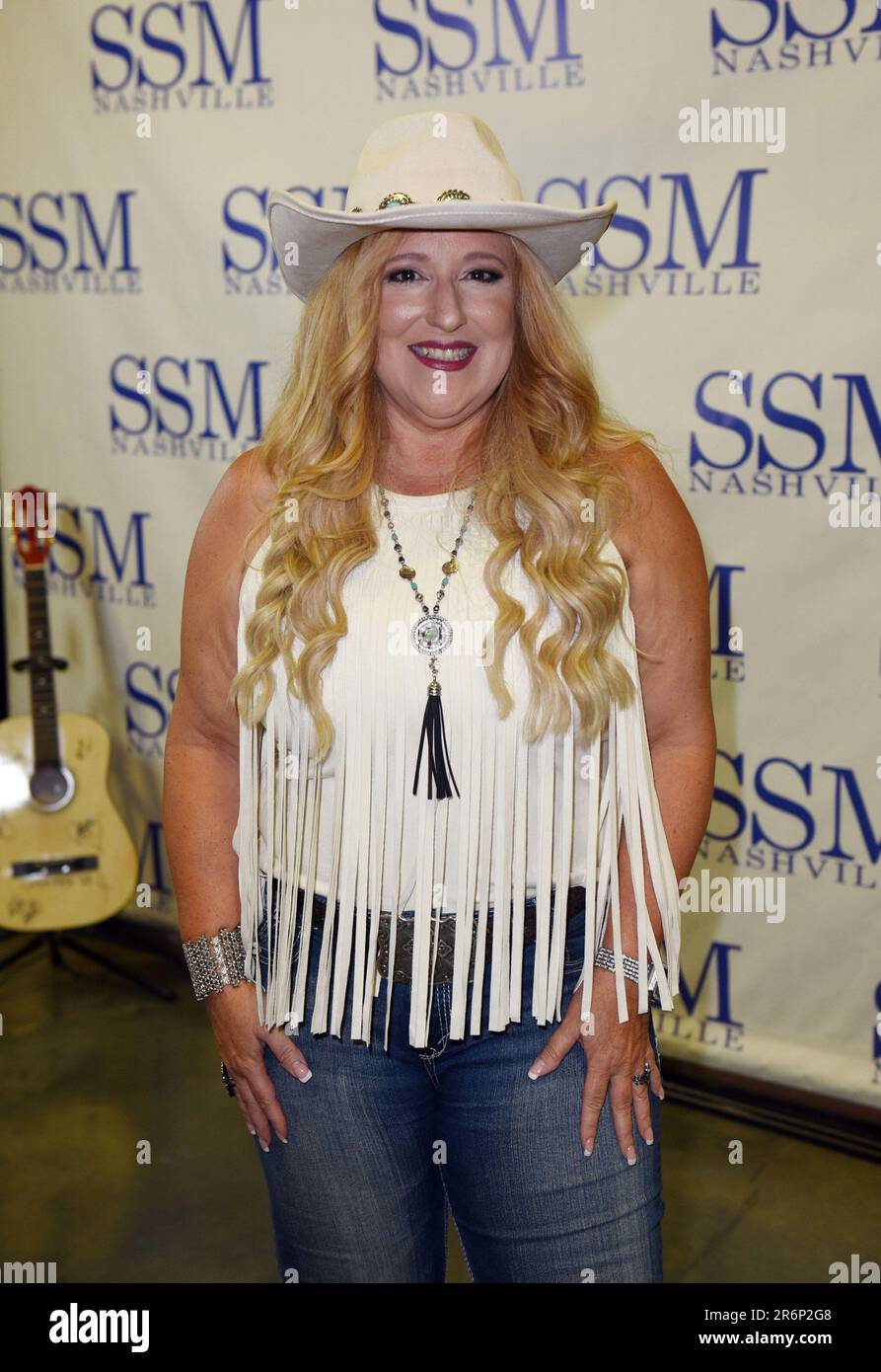 Nashville, TN, USA. 9th June, 2023. Cynthis Renee on stage for CMA Fest ...