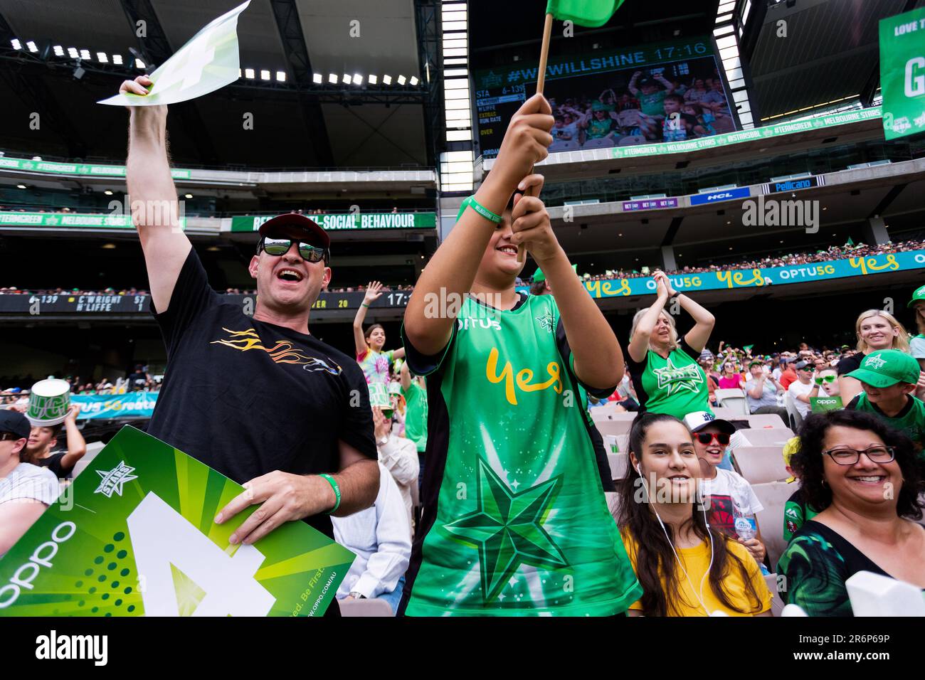 Perth cricket fans hi-res stock photography and images - Alamy