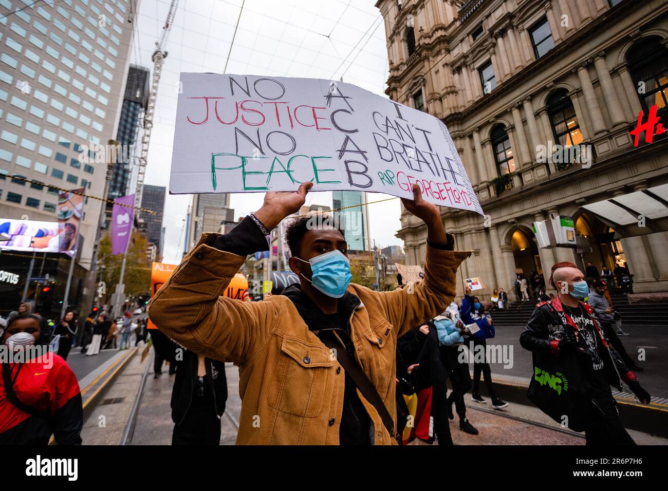 Black lives mater protesters hi-res stock photography and images - Alamy