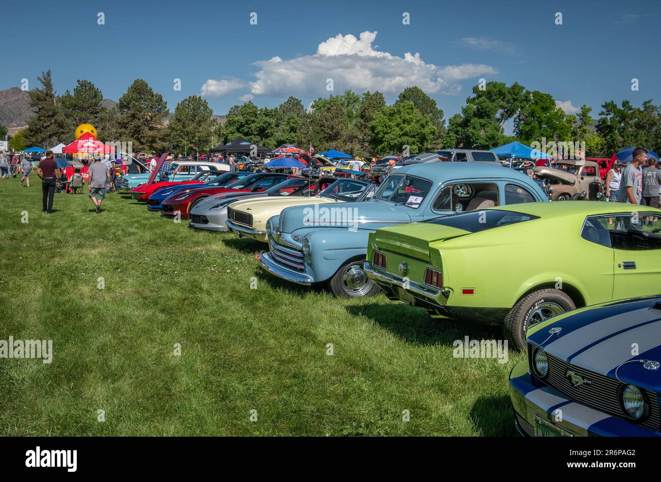 10 people in car hi-res stock photography and images - Alamy