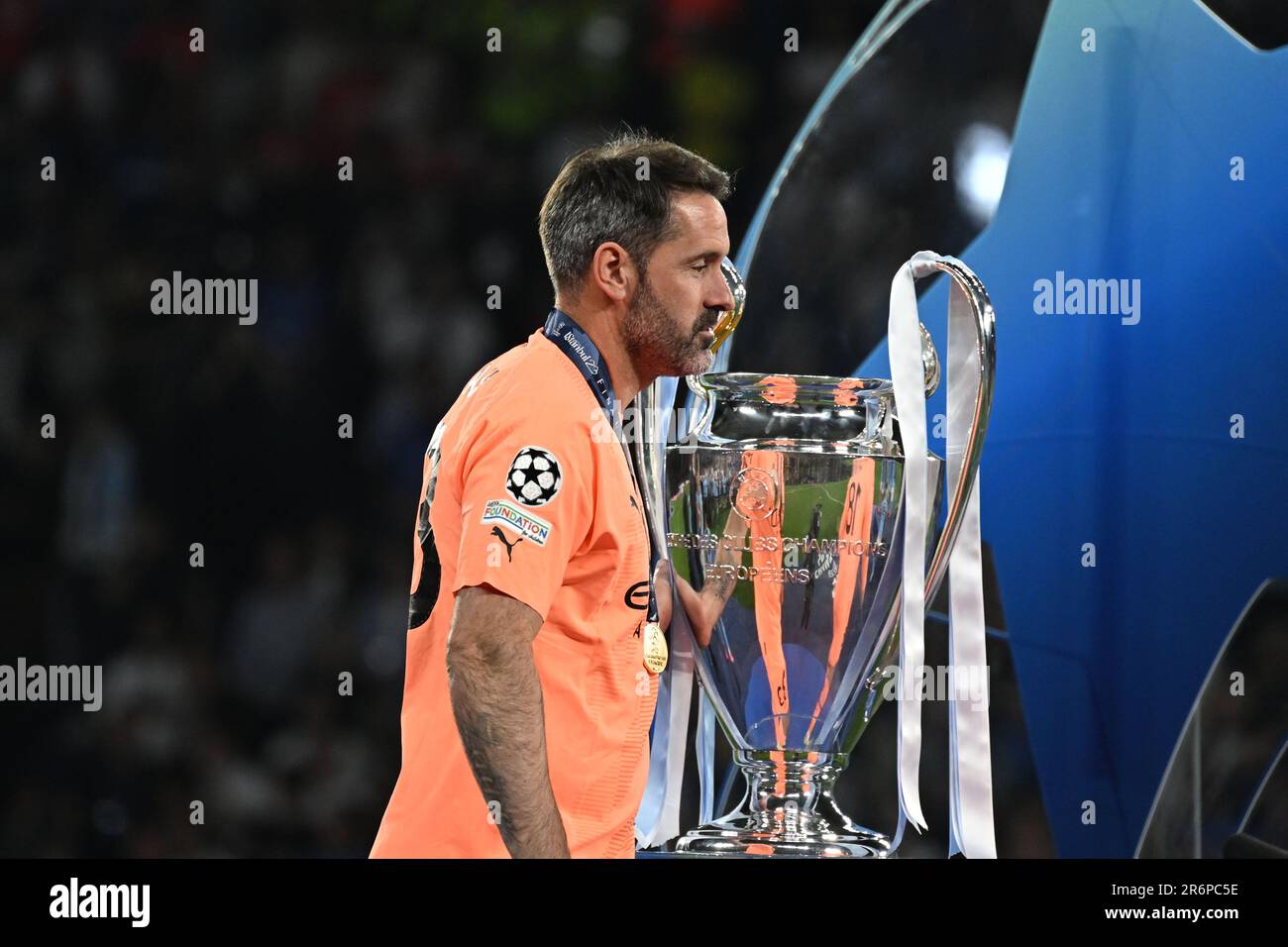 Scott carson champions league hi-res stock photography and images - Alamy