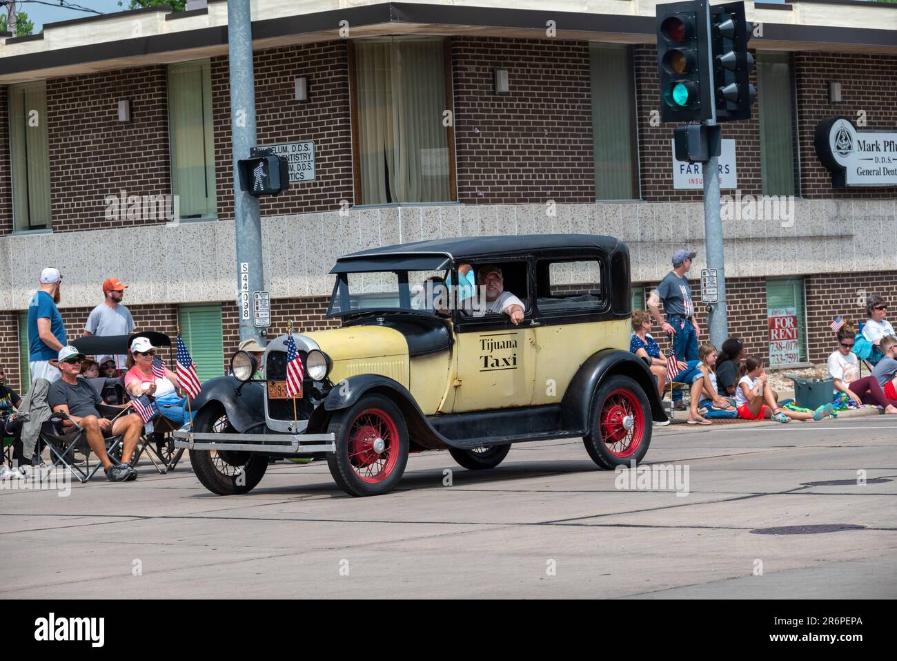 Spectators and participants of the flag day parade in Appleton ...