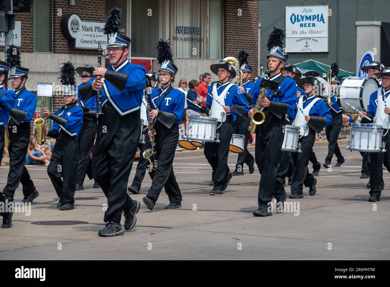 Spectators and participants of the flag day parade in Appleton ...
