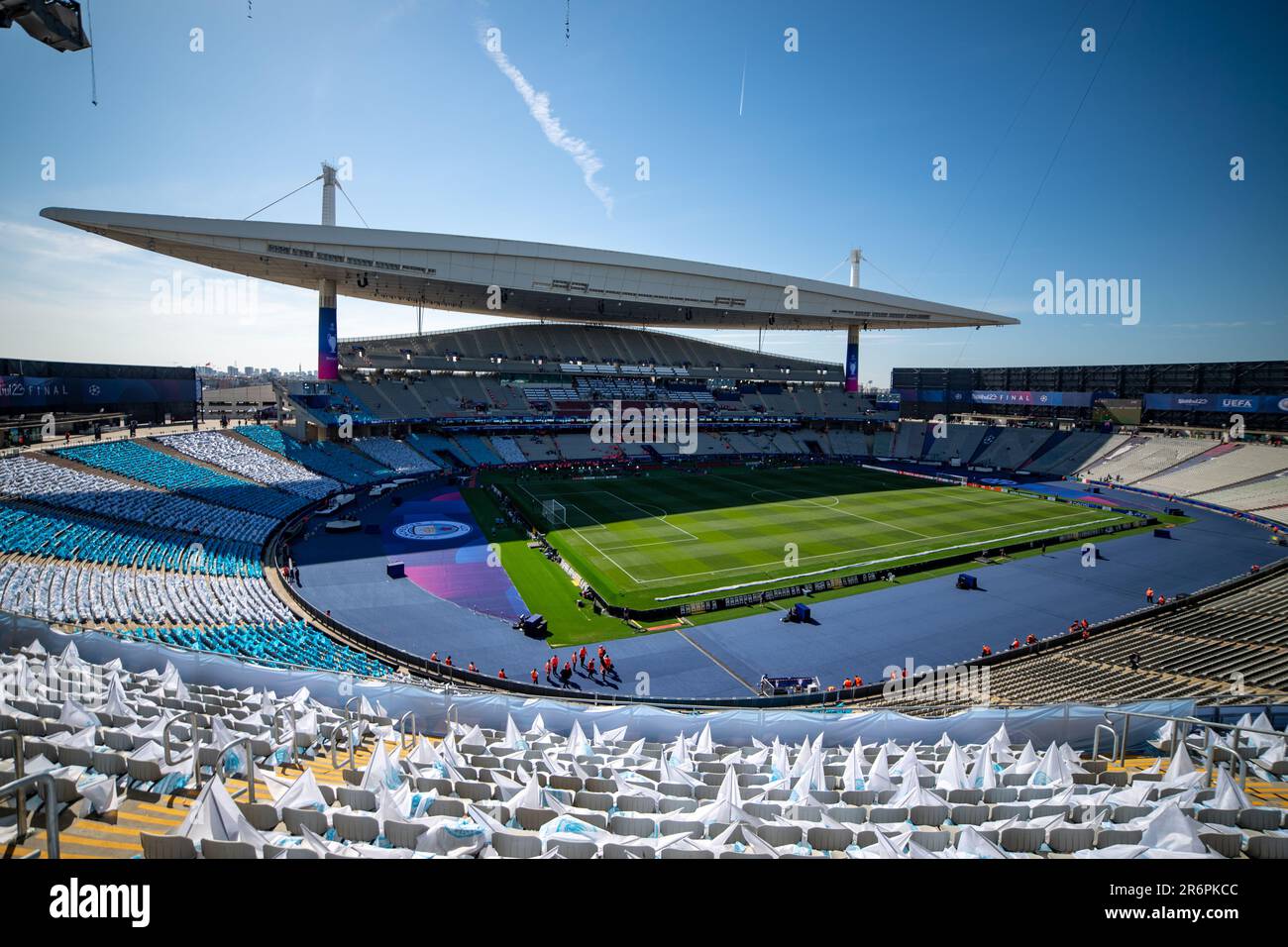 Ataturk olympic stadium general view hi-res stock photography and ...