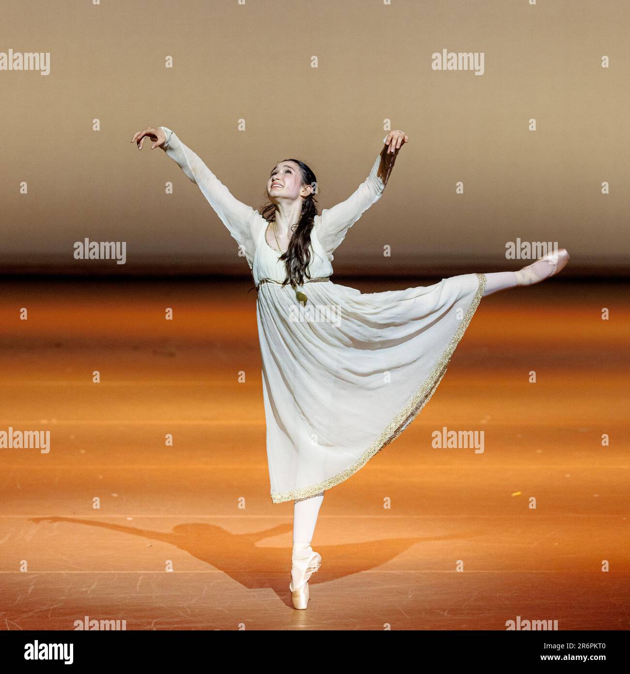 Hamburg, Germany. 09th June, 2023. Dancers Louis Musin as Romeo and ...