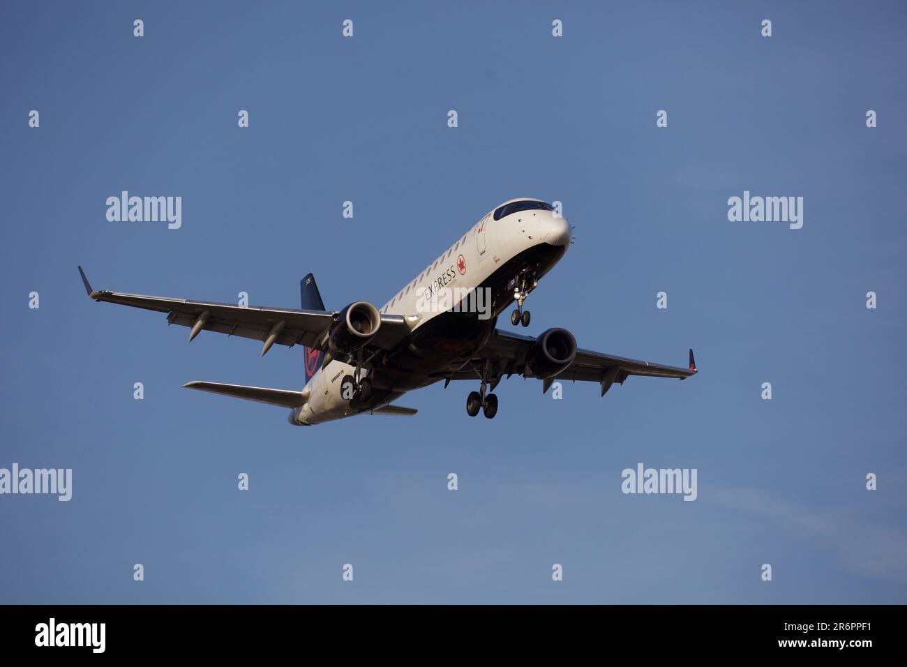 Air Canada Jazz Express Embraer 175, C-FEJF, Landing at Pearson Airport ...