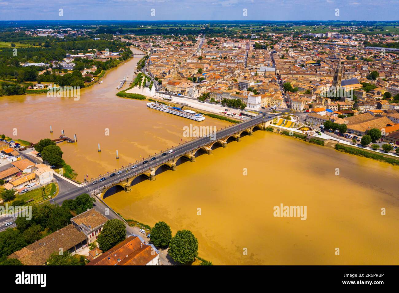 Libourne ship hi-res stock photography and images - Alamy