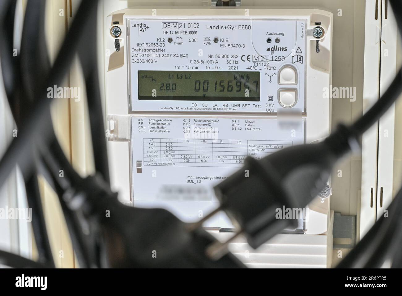 Efficiency identification hi-res stock photography and images - Alamy