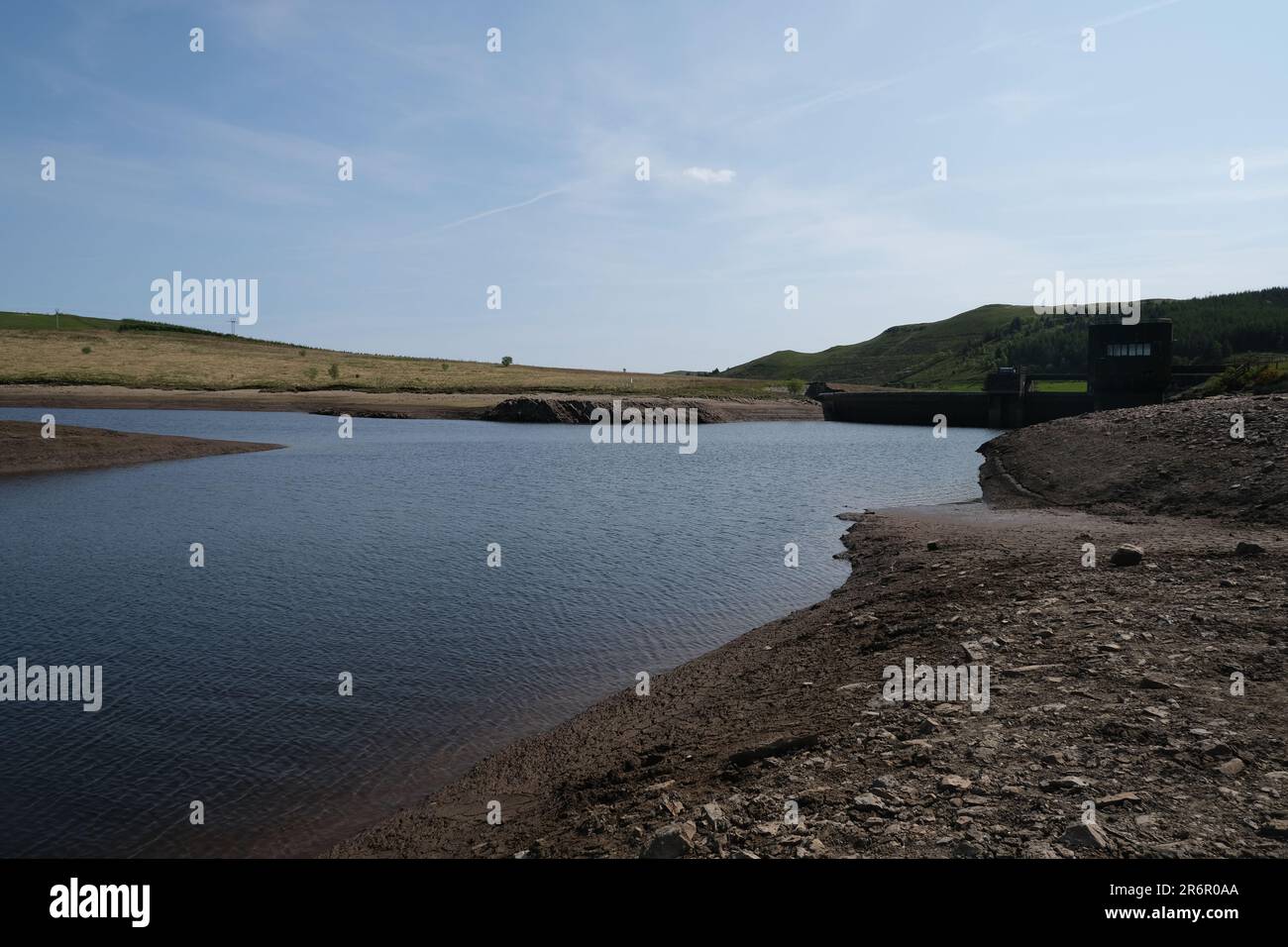 Reservoir low water uk hi-res stock photography and images - Alamy