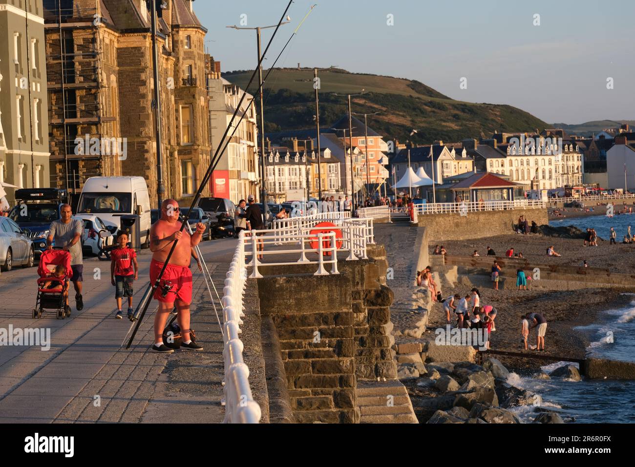 Welsh coatal holiday resort hi-res stock photography and images - Alamy