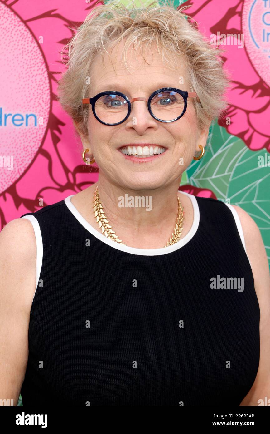Los Angeles, California, USA. 10th June, 2023. Mary Lou Belli. Stand ...