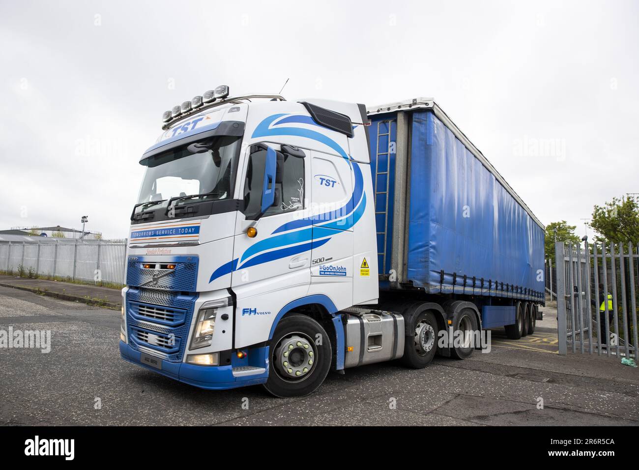 05 supply and demand hi-res stock photography and images - Alamy