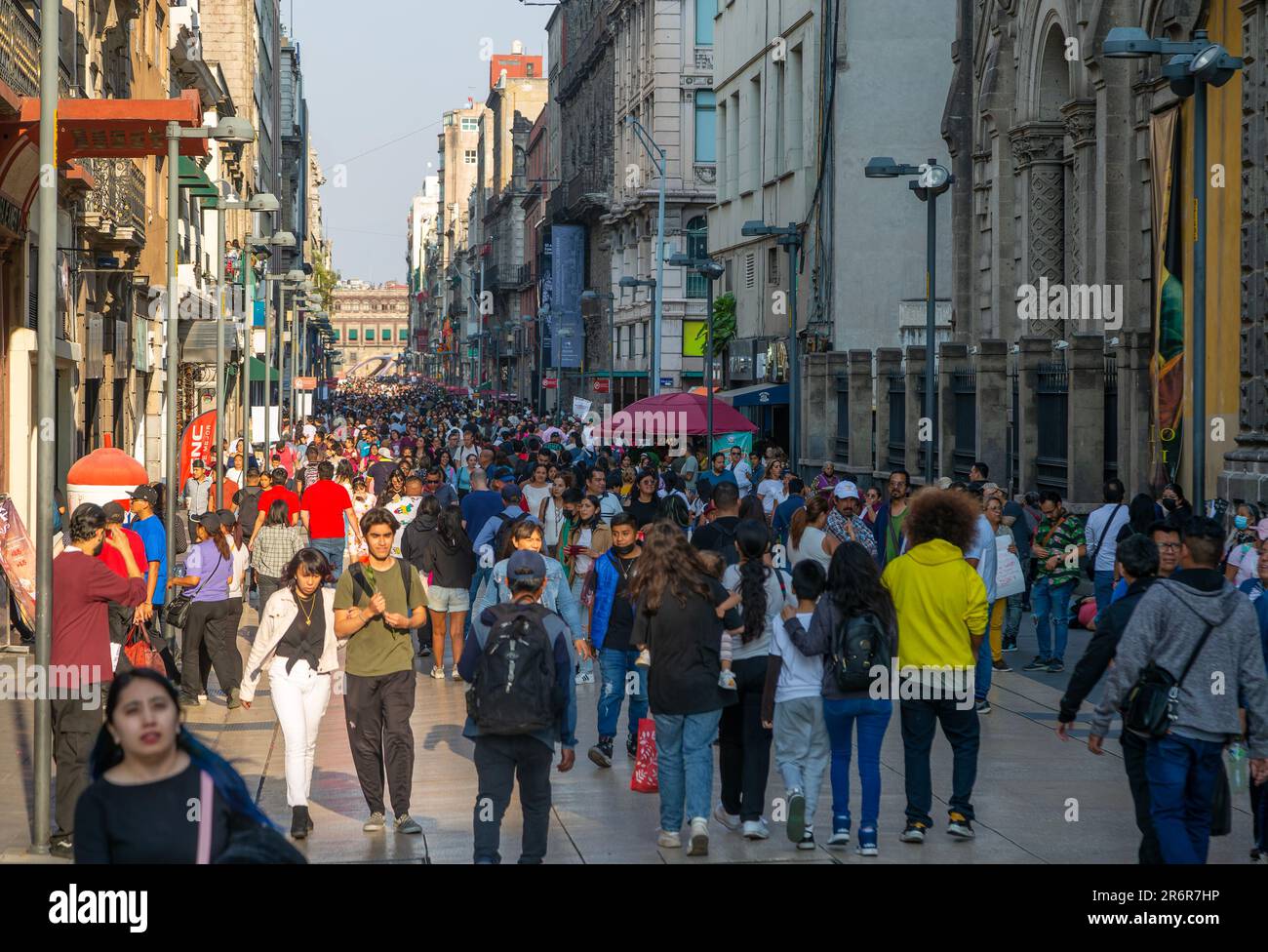 Crowd of people on pedestrianised street Avenida Madero, Centro ...