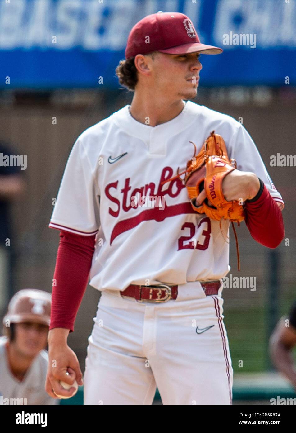 Stanford pitcher joey dixon hi-res stock photography and images - Alamy