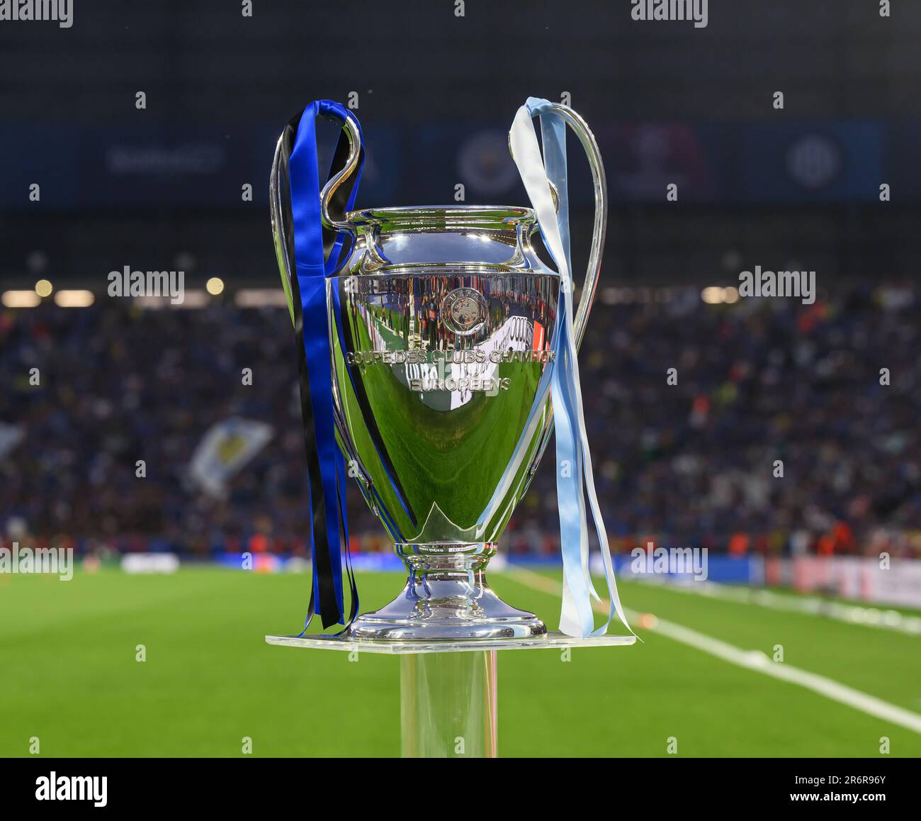 Uefa champions league trophy uefa hi-res stock photography and images ...
