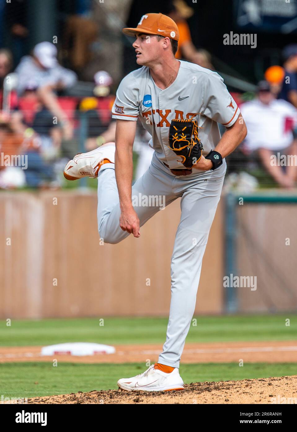 Charlie cardinal hi-res stock photography and images - Alamy