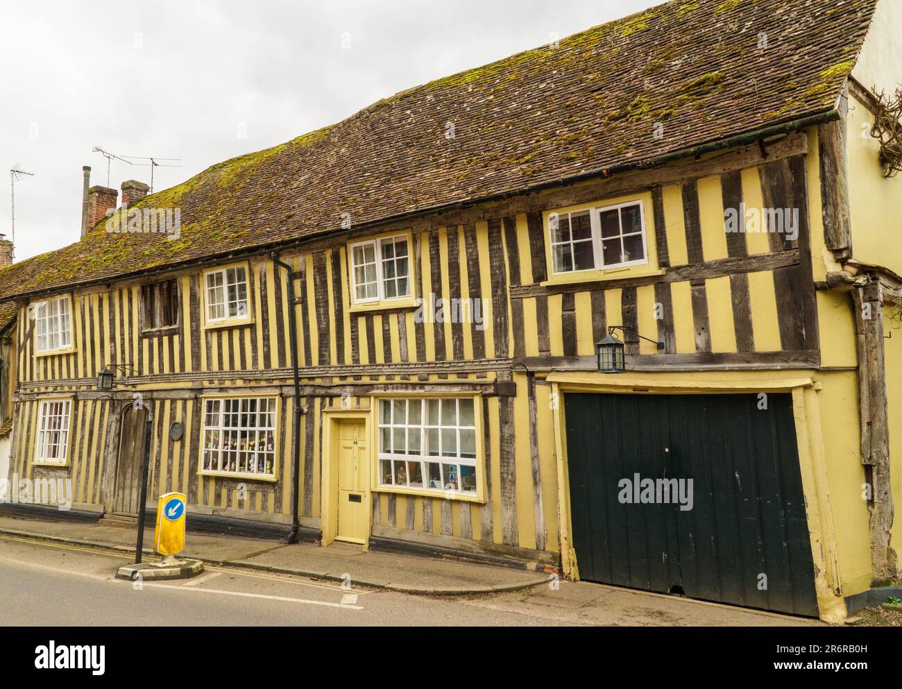 15th century timbered building hi-res stock photography and images - Alamy