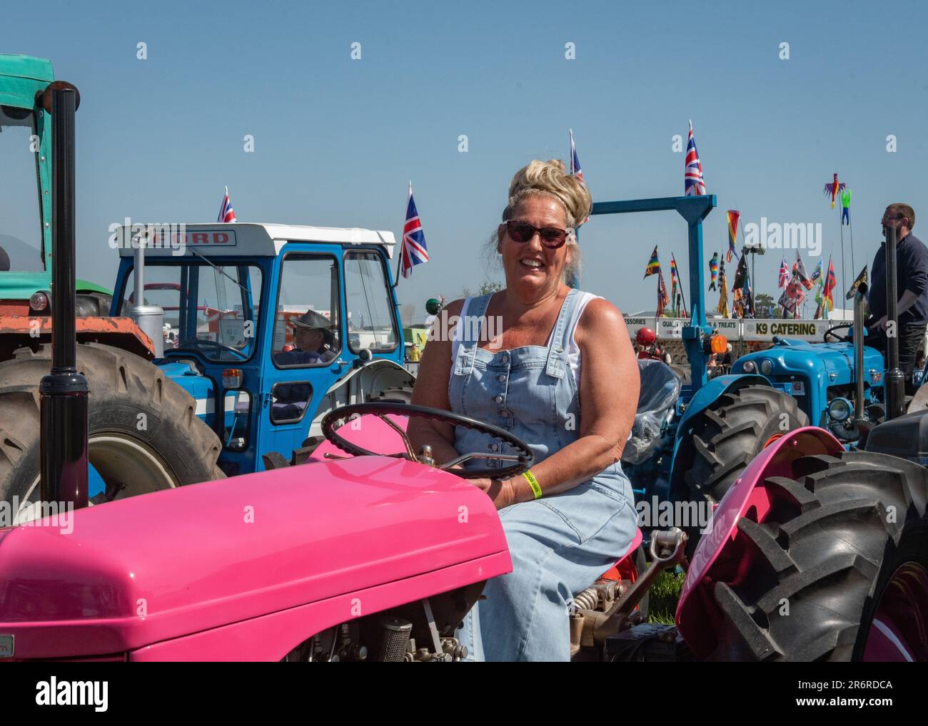 Leyland tractors hi-res stock photography and images - Alamy