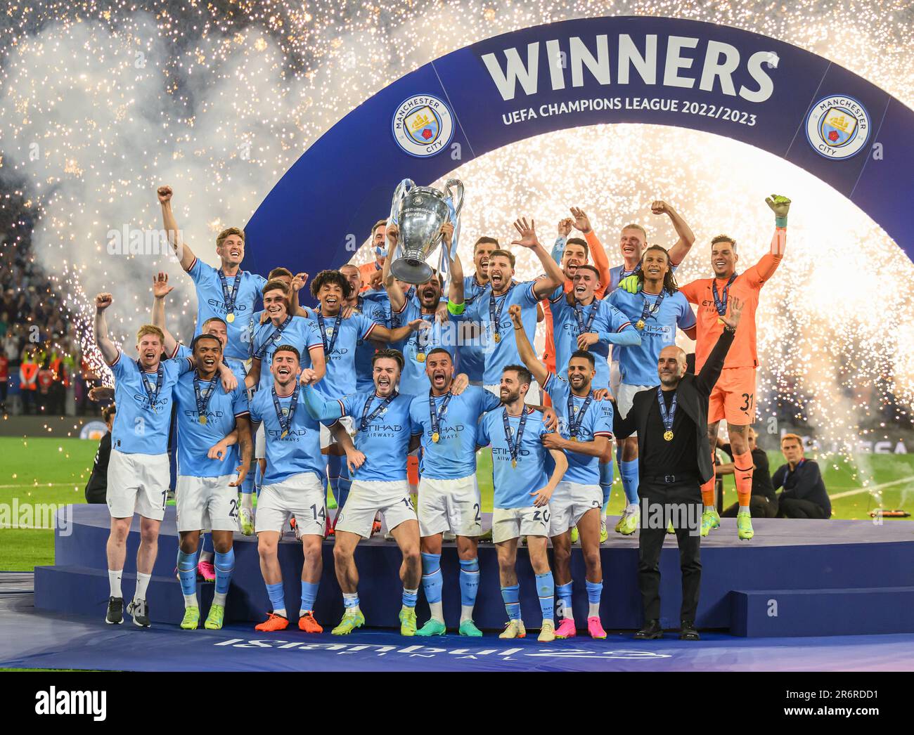 Pep guardiola man city celebrate hi-res stock photography and images ...