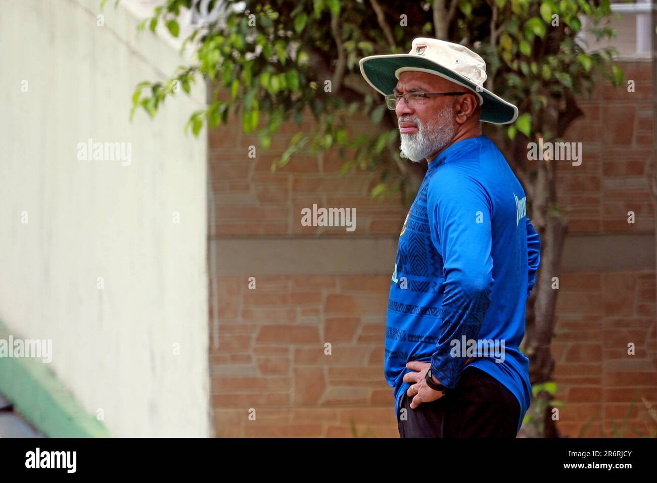 Head Coach Chandika Hathurusingha as Bangladeshi cricketers attend ...