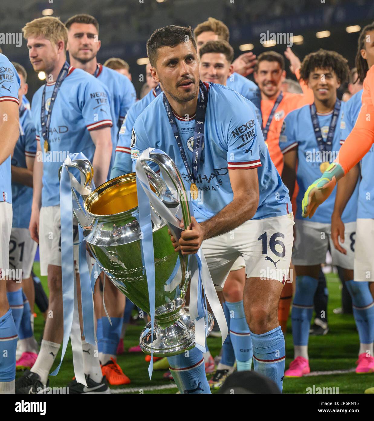 Rodri v inter hi-res stock photography and images - Alamy