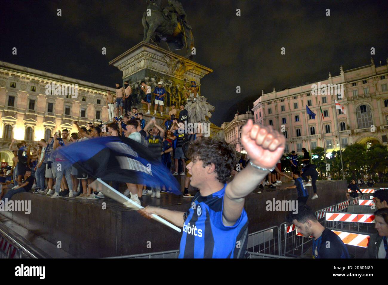 Inter fans 2023 final hi-res stock photography and images - Alamy