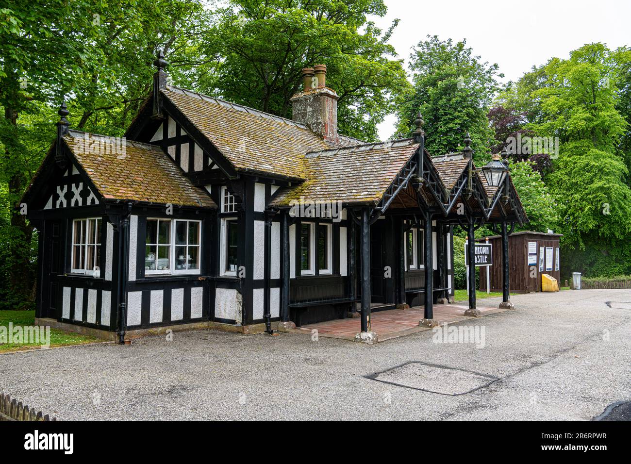 Rogart Railway station Scotland Stock Photo - Alamy