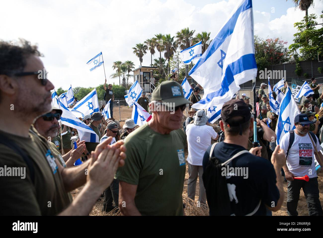 Brothers in arms movement hi-res stock photography and images - Alamy