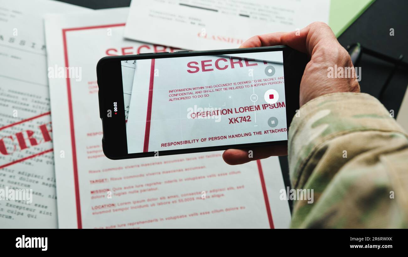Top secret documents hi-res stock photography and images - Alamy