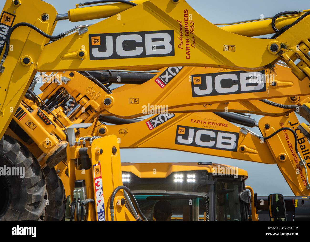 Dancing Diggers - Smallwood Steam & Vintage Rally 2023 Stock Photo - Alamy