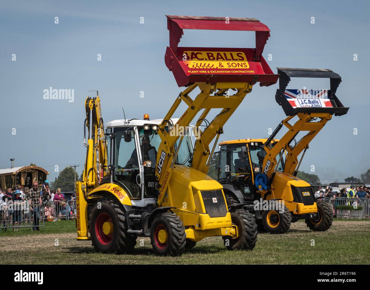 Dancing Diggers - Smallwood Steam & Vintage Rally 2023 Stock Photo - Alamy