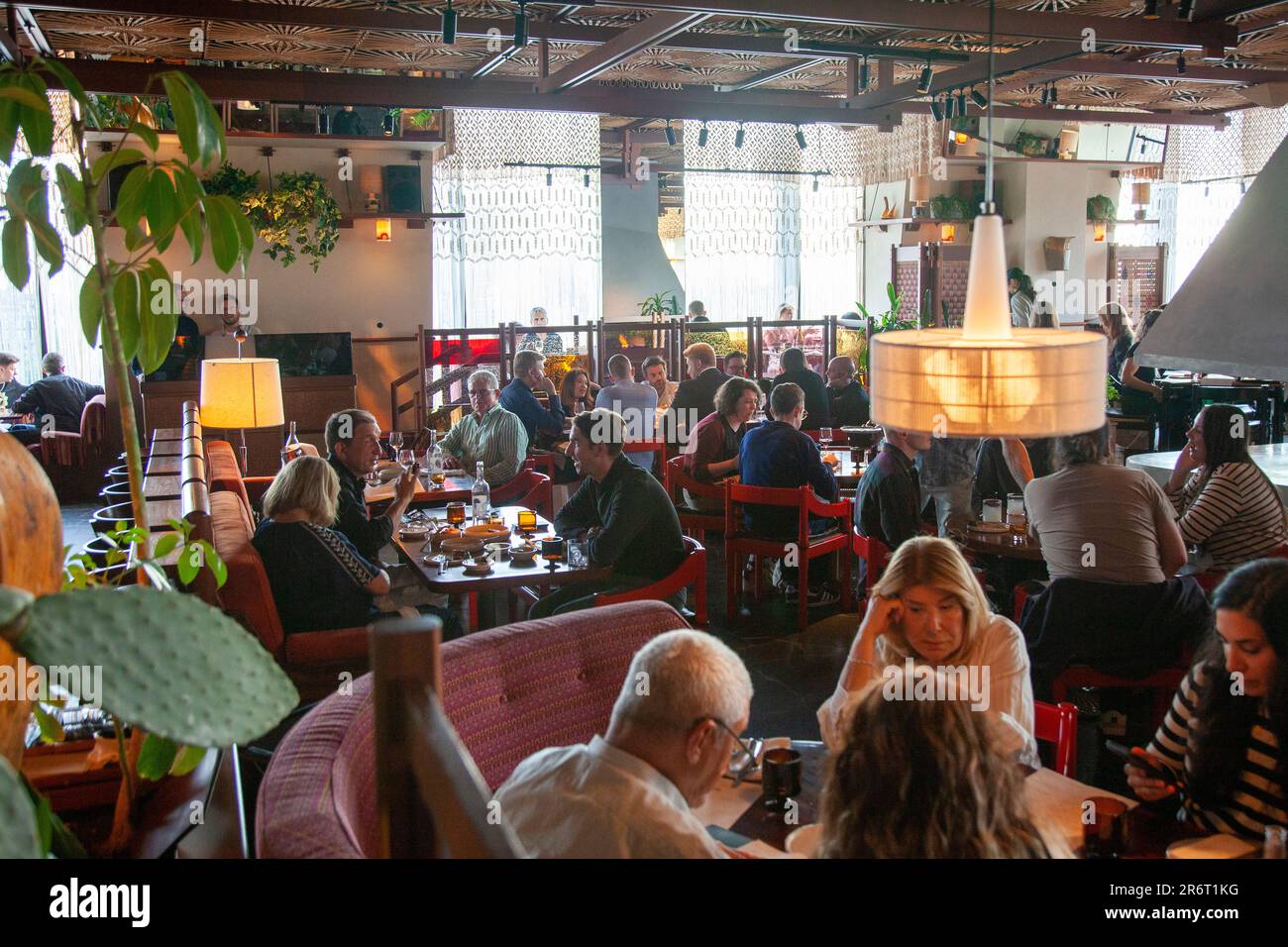 Kings cross london 1970s hi-res stock photography and images - Alamy