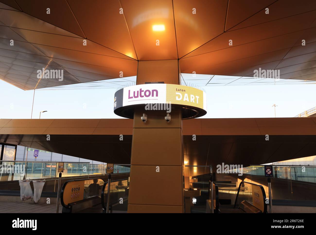 The Luton DART - Direct Air-Rail Transit - a new airport rail link ...