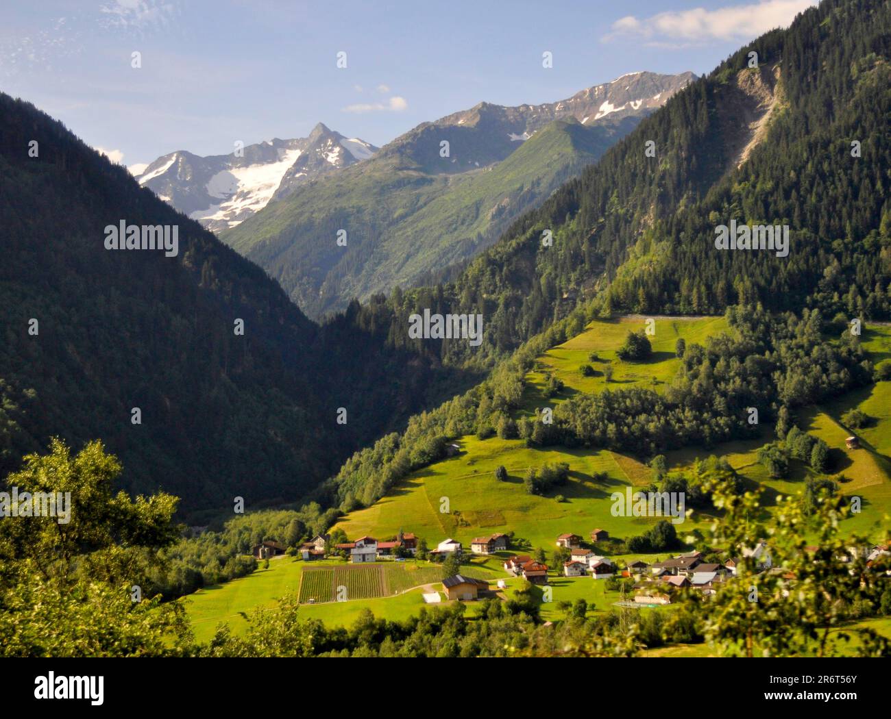 Switzerland, railway line to Thusis, Matterhorn Gotthard Railway Stock ...