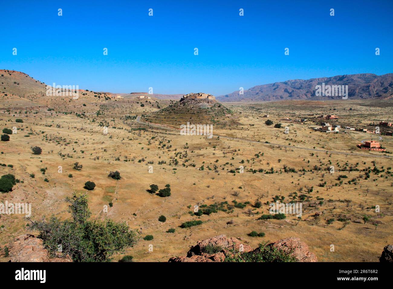 North african landscape hi-res stock photography and images - Alamy