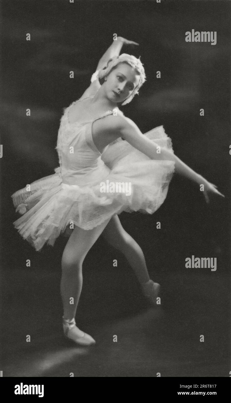 Galina ulanova hi-res stock photography and images - Alamy