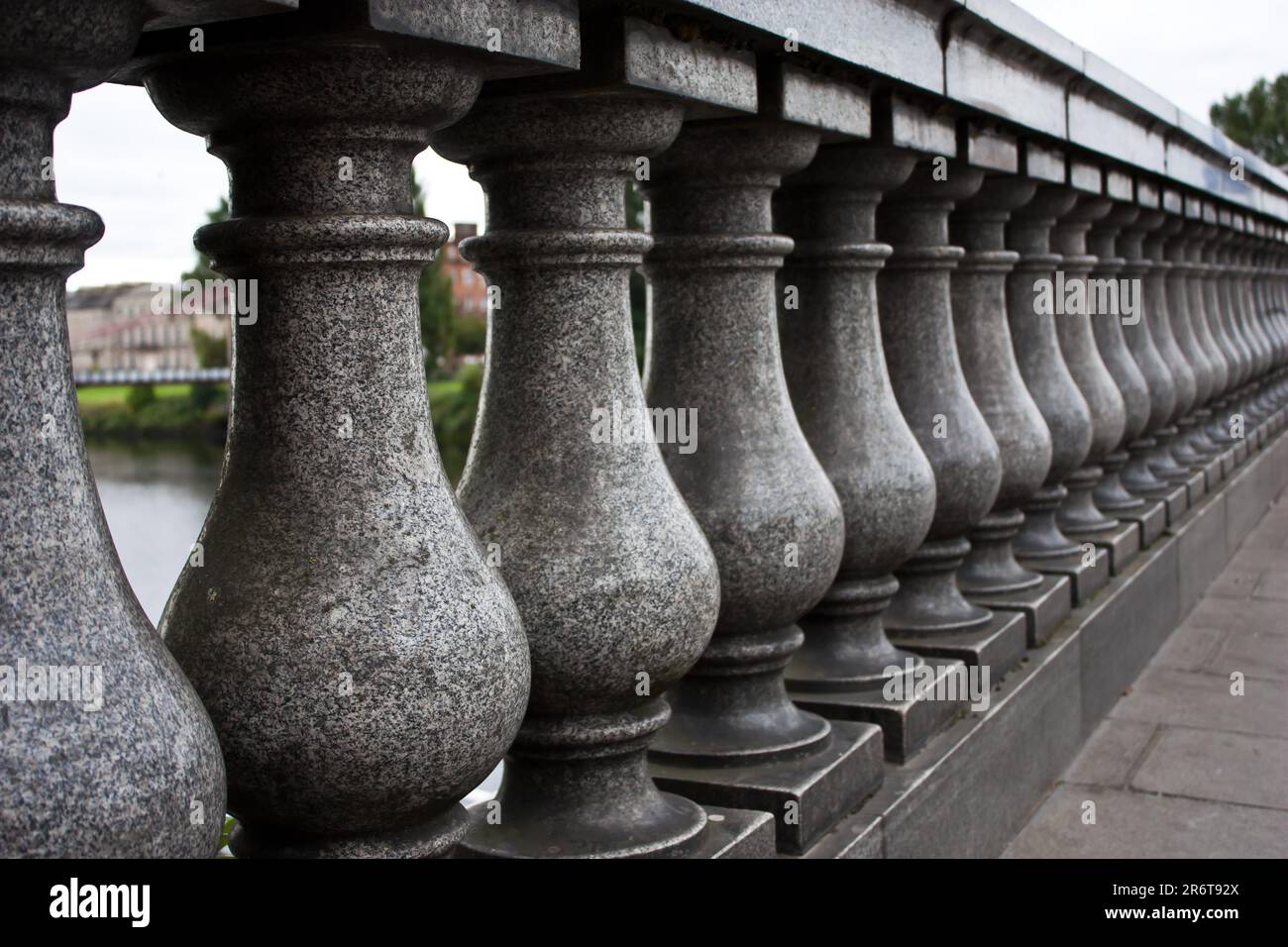 Detail of a bridge in Glasgow: columns with a limited deep of field ...