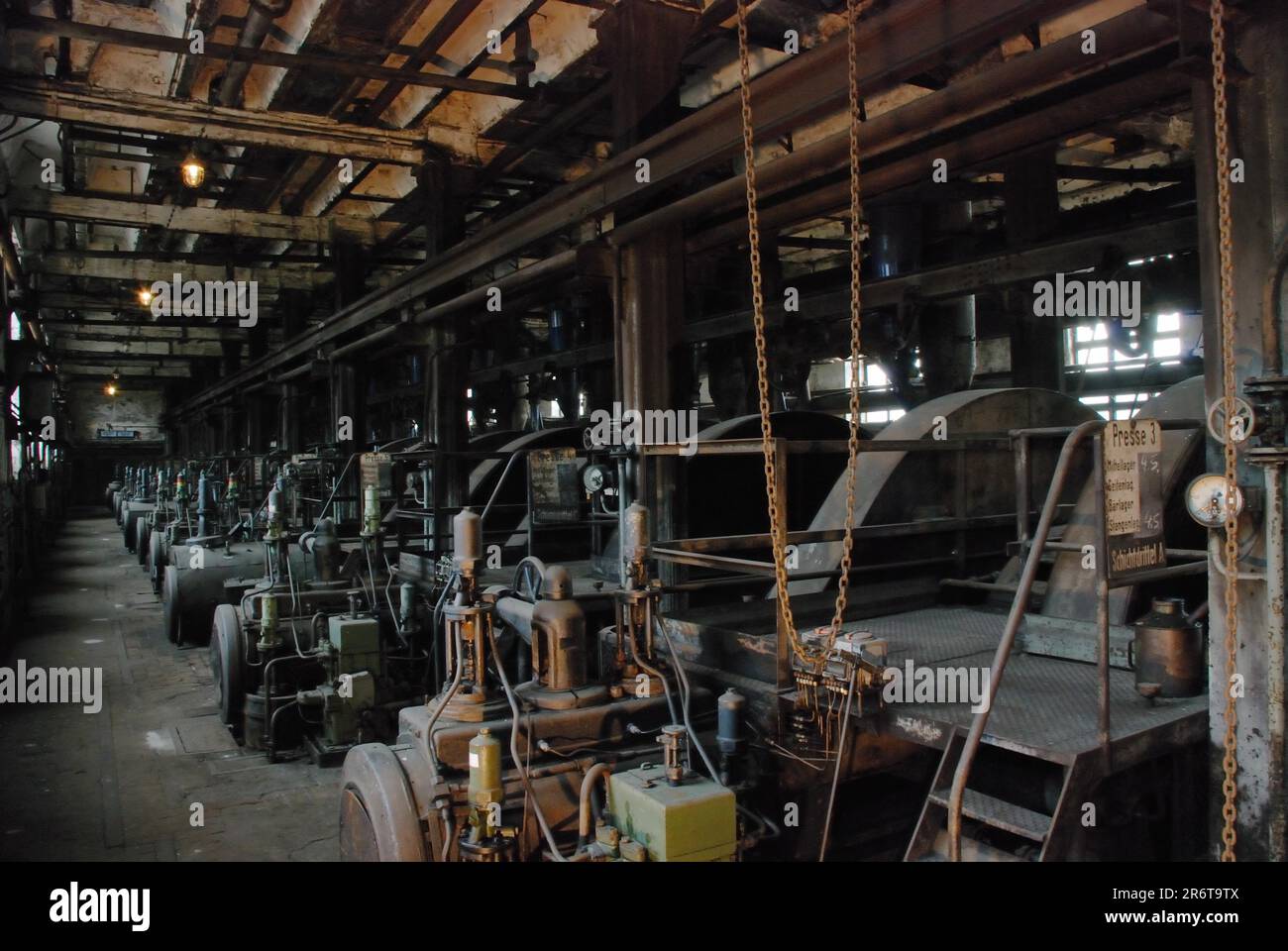 Old production hall Stock Photo - Alamy