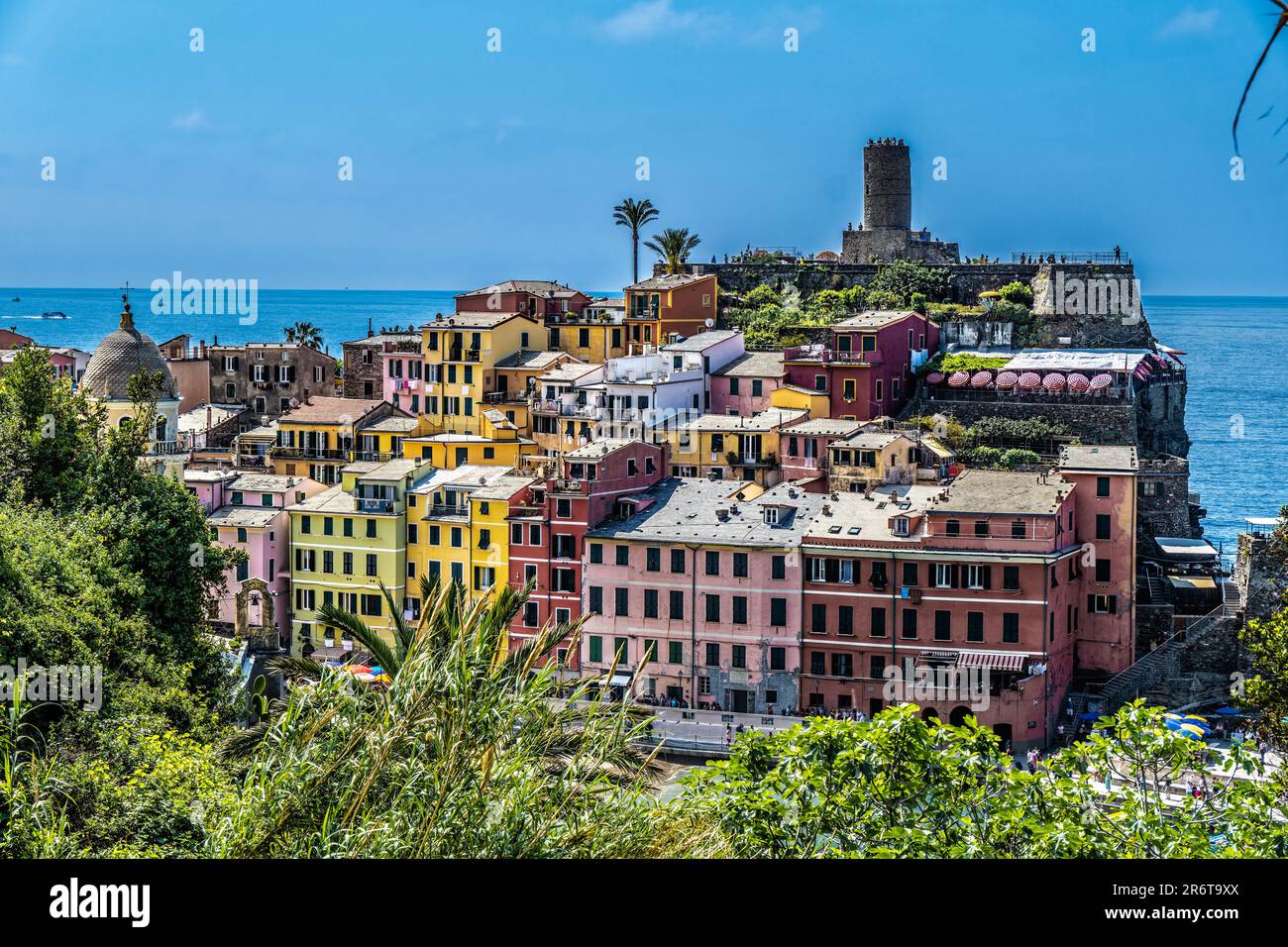 Small town of Vernazza in Cinque Terre Liguria, Italy Stock Photo - Alamy