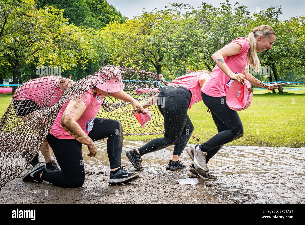 Edinburgh, Scotland. Sun 11 June 2023. Participants at the Race for ...