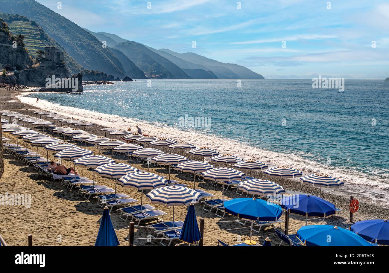 Monterosso al mare summer hi-res stock photography and images - Alamy