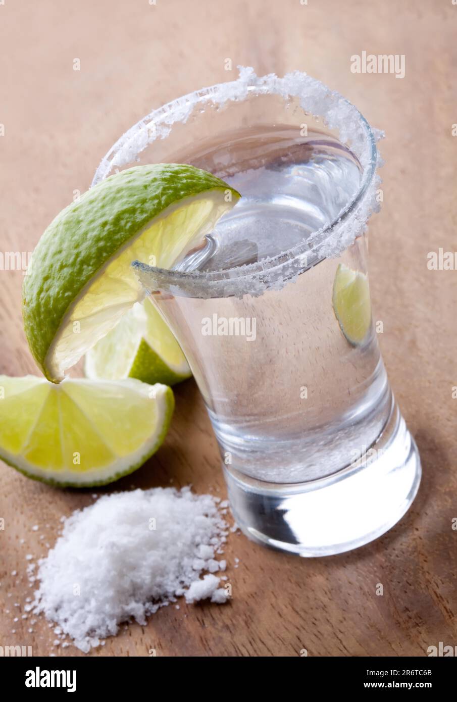 Clear tequila bottle hi-res stock photography and images - Alamy