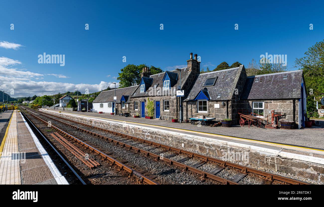Rogart Railway station Scotland Stock Photo - Alamy