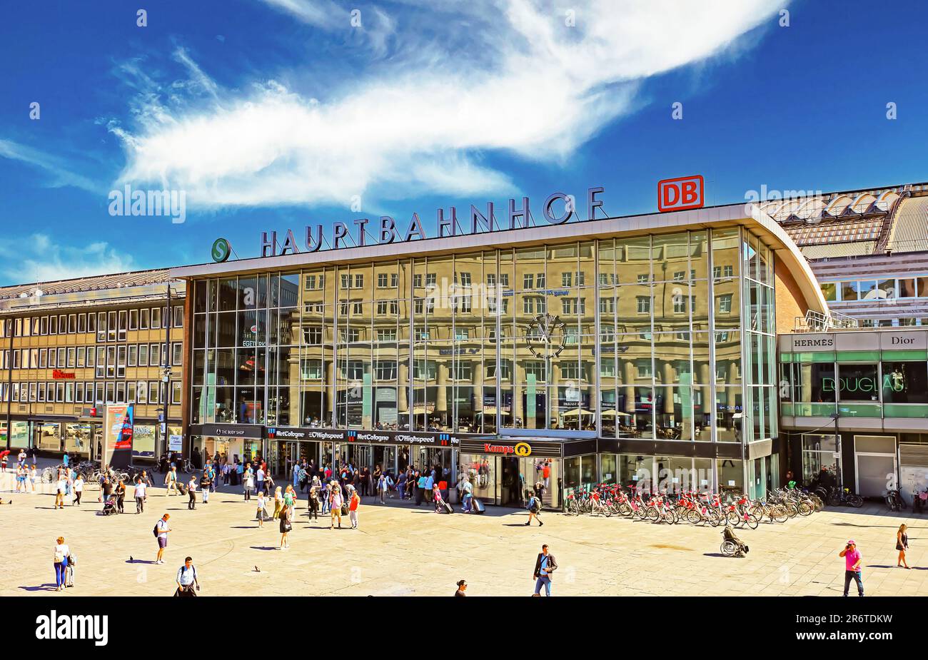 Cologne (Köln, Hauptbahnhof), Germany - June 5. 2023: View over busy ...