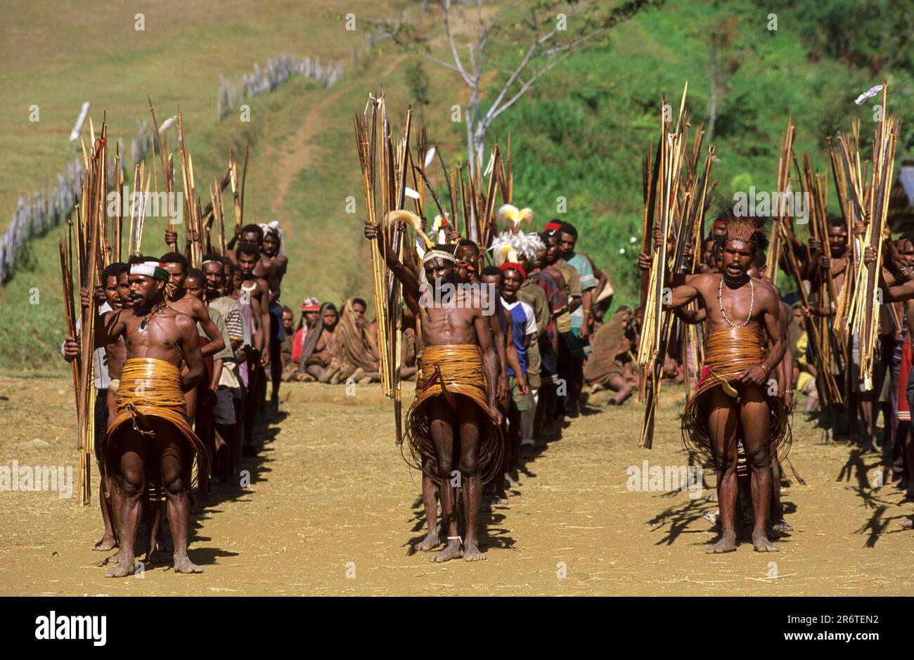 Independence demonstration by Yali tribe, August 2000, West Papua, West ...
