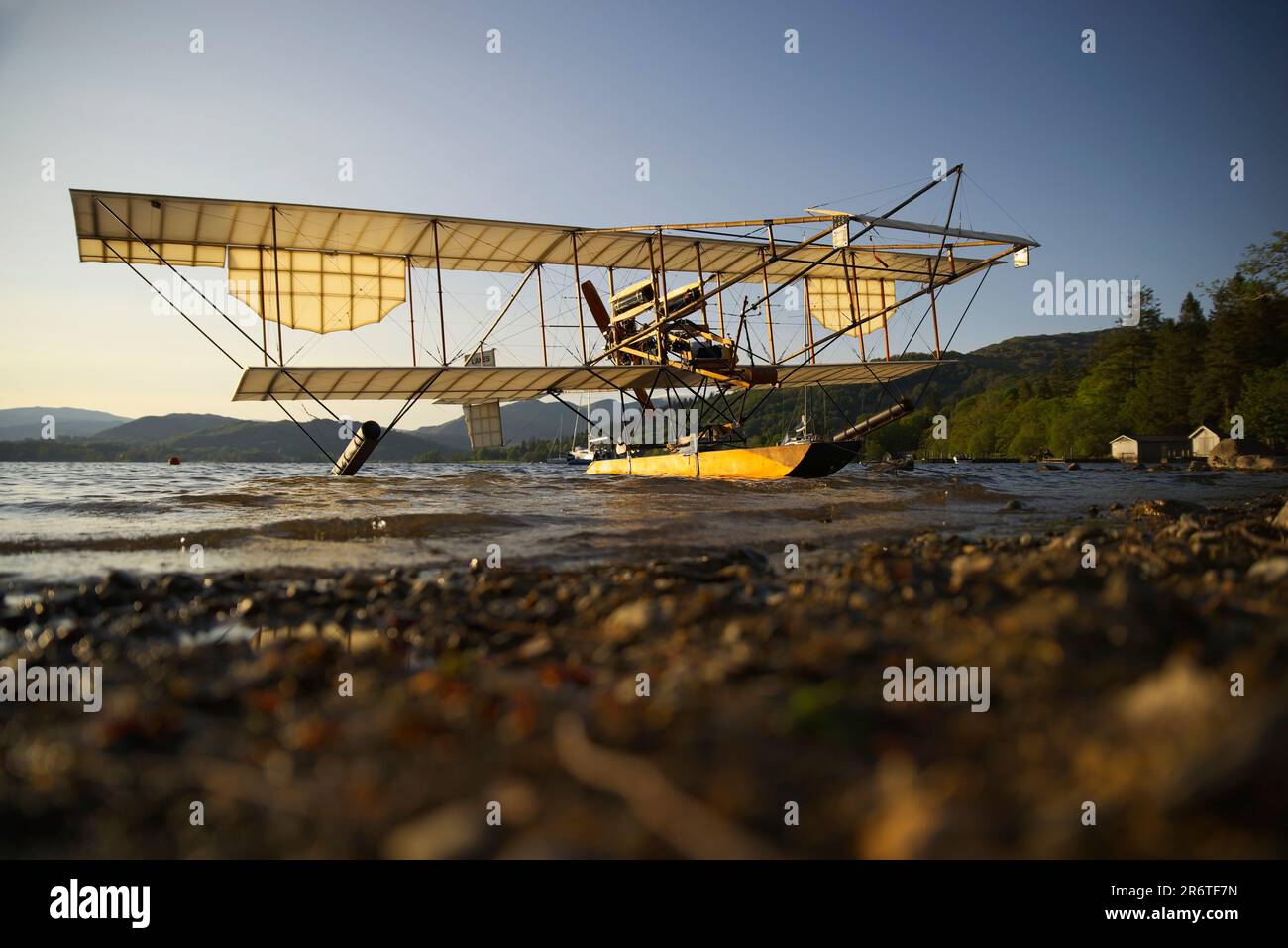 Lakes Flying Company Ltd Avro 1911 Replica, Waterbird, Windermere Lake ...