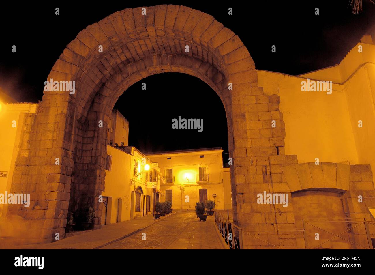 Archway Arco de Trajano at night, Merida, Extremadura, Badajoz, Spain ...