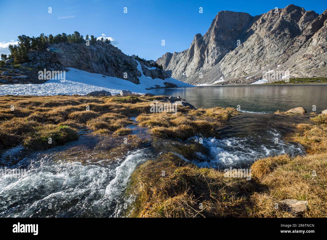 Hike in Wind River Range in Wyoming, USA. Summer season Stock Photo - Alamy