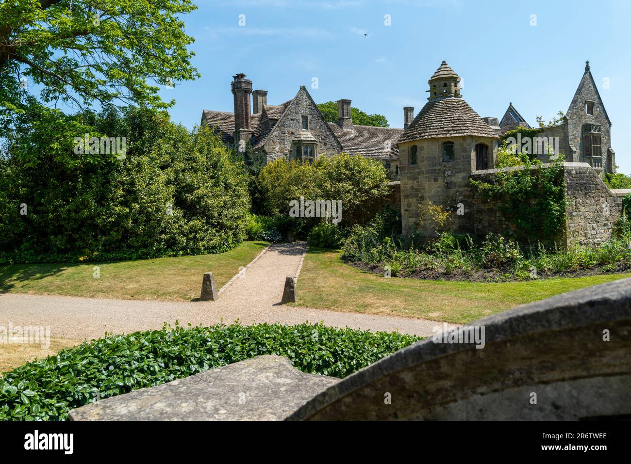 Handcross hi-res stock photography and images - Alamy